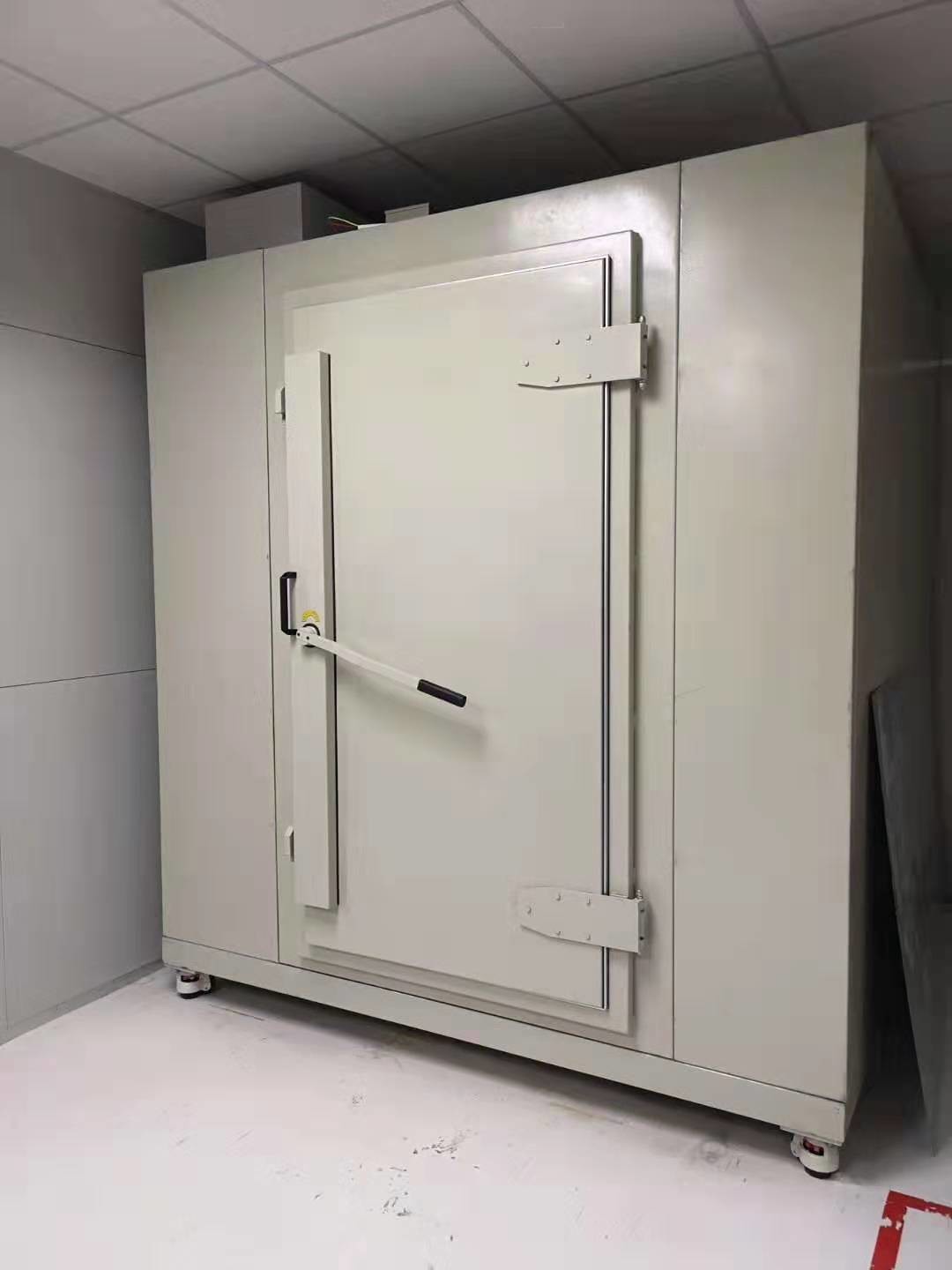 110dB EMC ประตู RF Shielded Chamber Faraday Cage Magnetic Shielding 2.1 ...